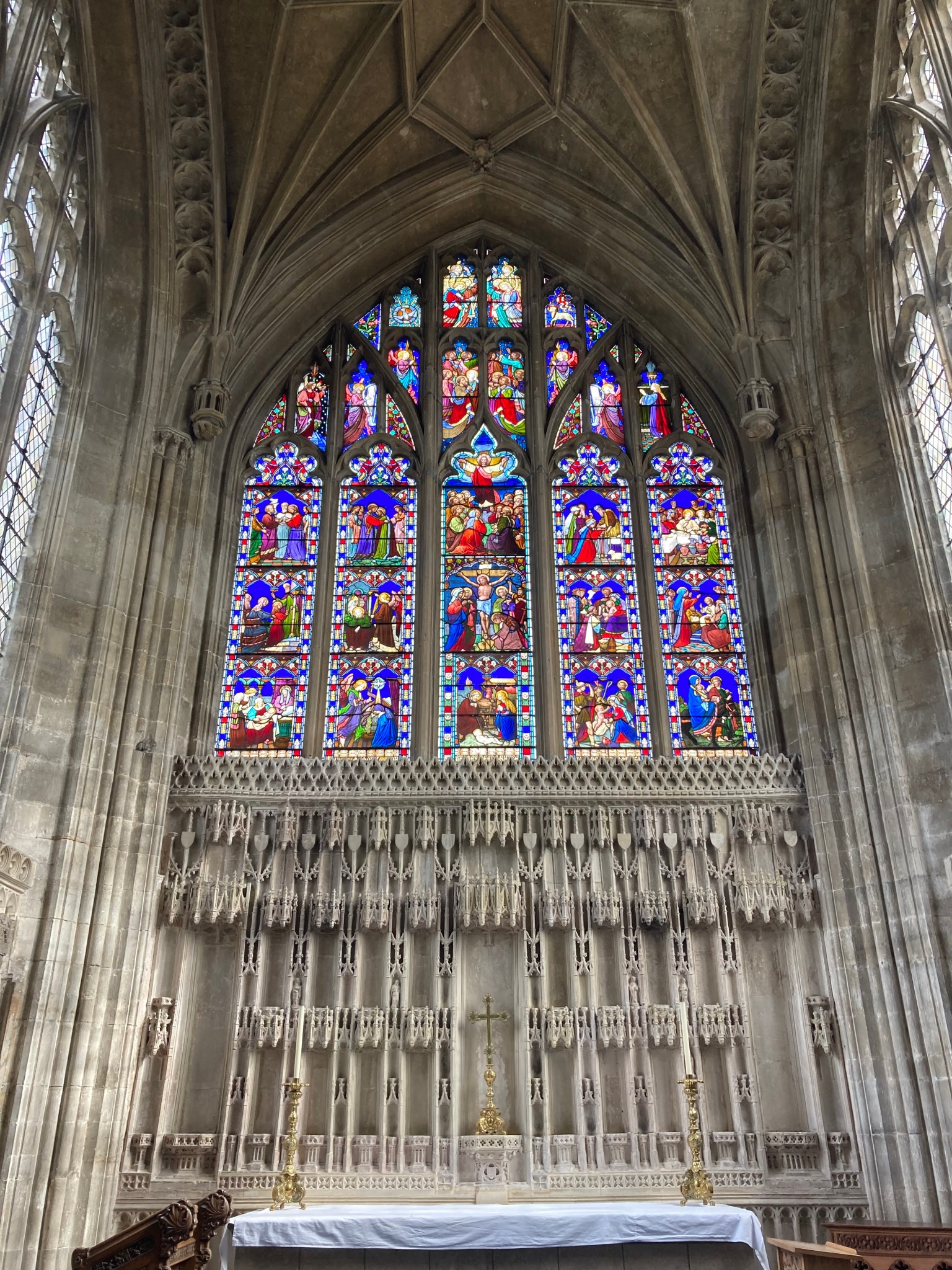 101 Things to do in Bournemouth – Christchurch Priory – Jane's Midlife ...