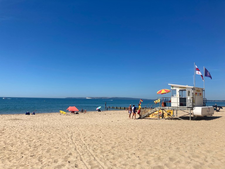 101 Things to do in Bournemouth – Southbourne Beach – Jane's Midlife ...