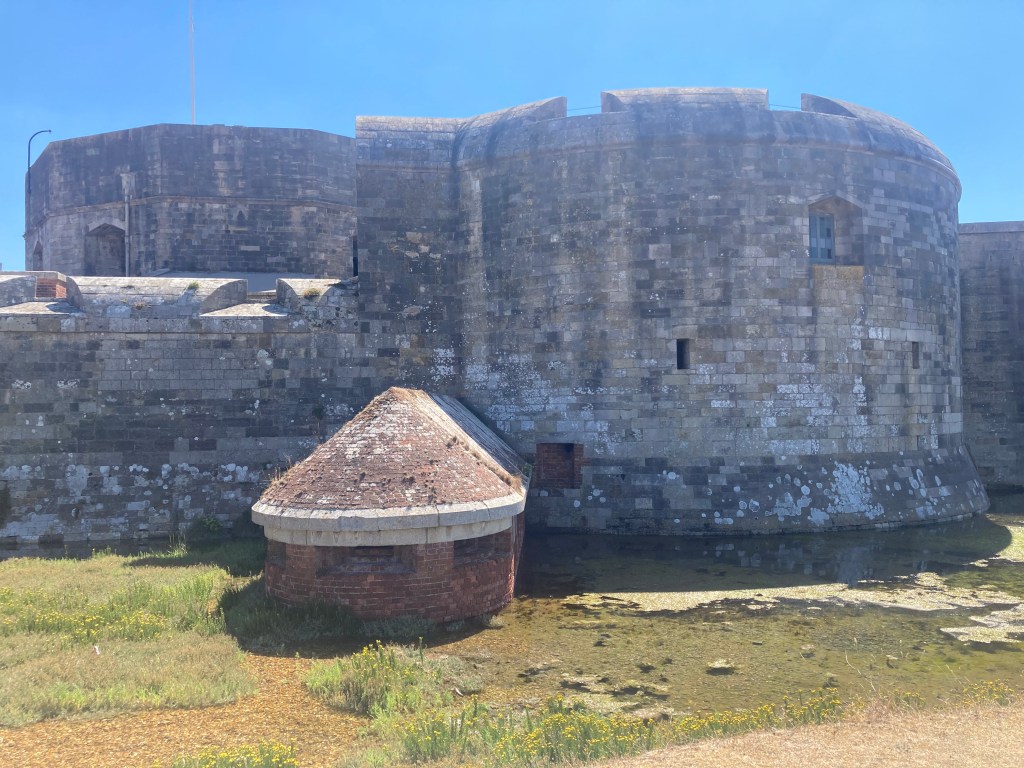 101 Things to do Bournemouth – Hurst Castle – Jane's Midlife Journey