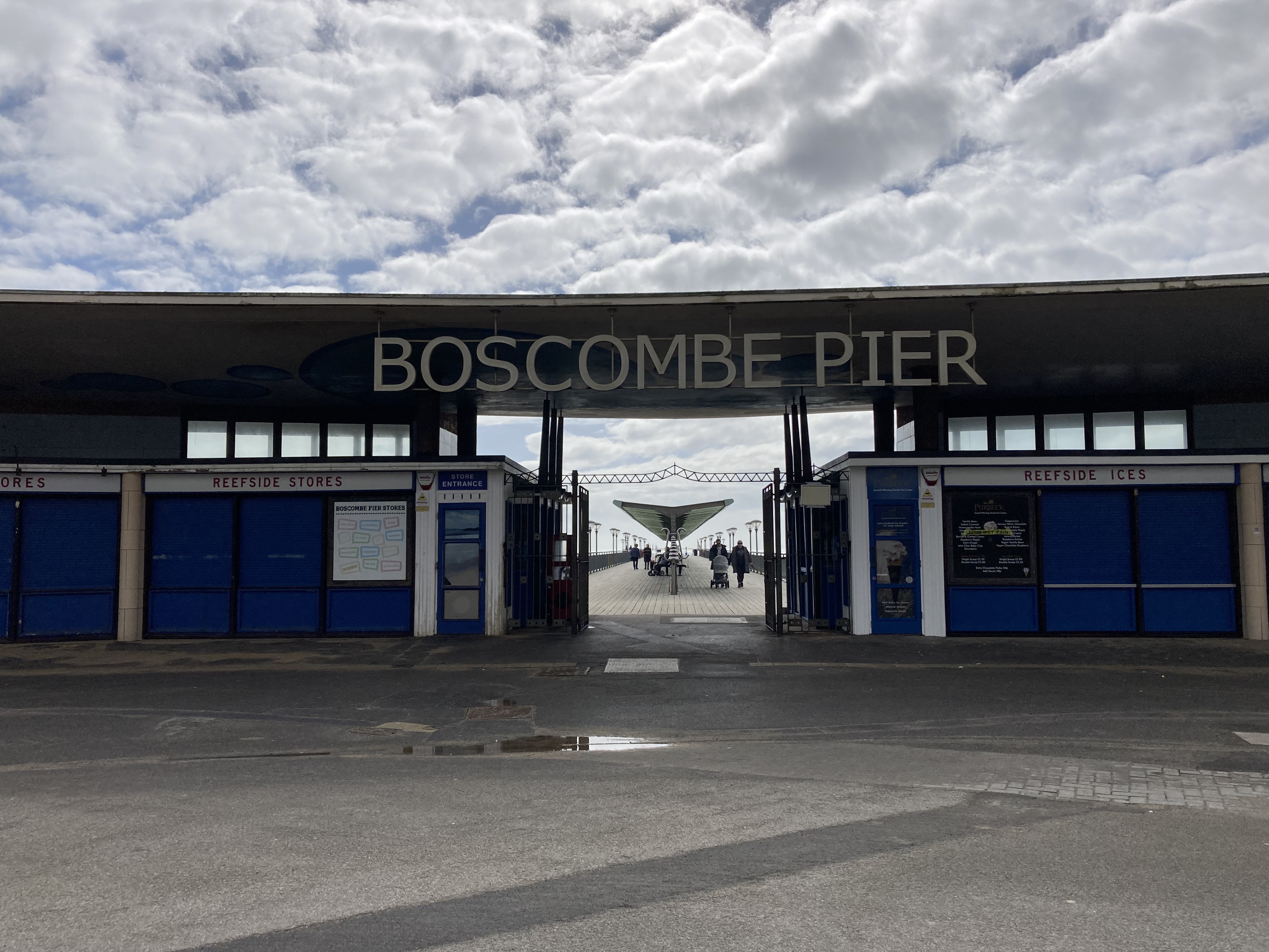 101 Things to do in Bournemouth – Boscombe Pier – Jane's Midlife Journey